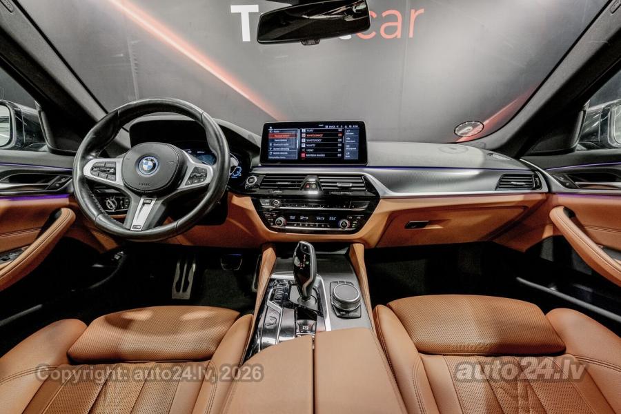 Grey BMW 5 Series 2021 in Parnu, with an engine capacity of 2.00 L and mileage of 169 thousand km for 25500 €, photo 19 on AUTOMOTO.COM.LV