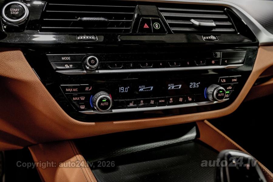 Grey BMW 5 Series 2021 in Parnu, with an engine capacity of 2.00 L and mileage of 169 thousand km for 25500 €, photo 27 on AUTOMOTO.COM.LV