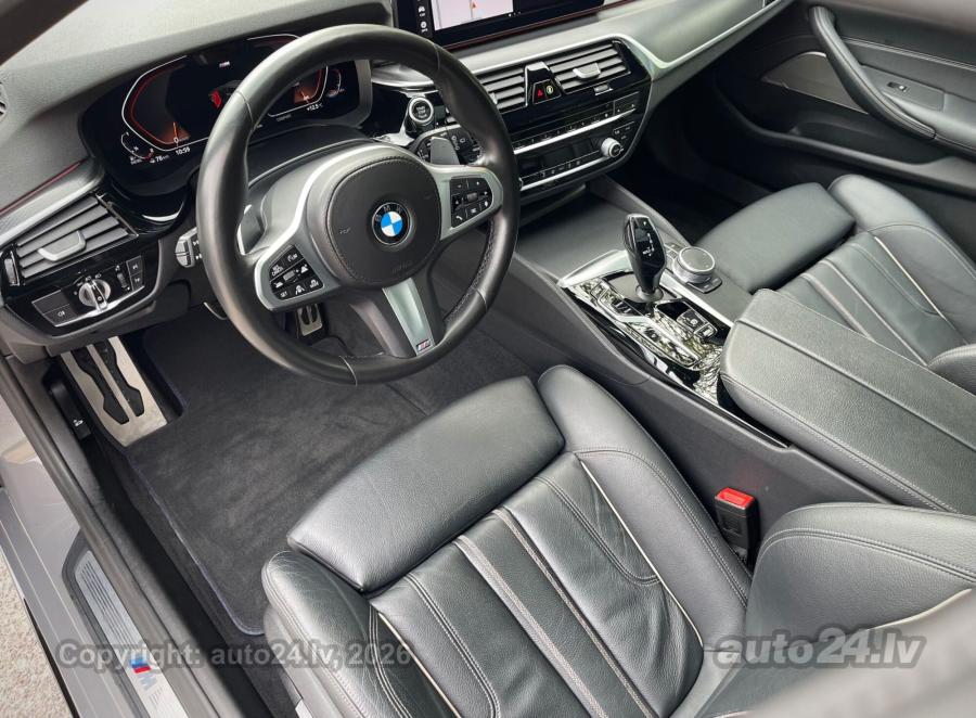Grey BMW 5 Series 2021 in Tallinn, with an engine capacity of 3.00 L and mileage of 210 thousand km for 28500 €, photo 9 on AUTOMOTO.COM.LV