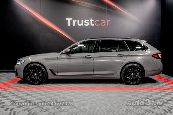 Pelēks BMW 5 Series 2021 Pērnava, ar dzinēja tilpumu 3.00 L un nobraukumu 214 tūkst. km par 25500 €, foto 6 vietnē AUTOMOTO.COM.LV