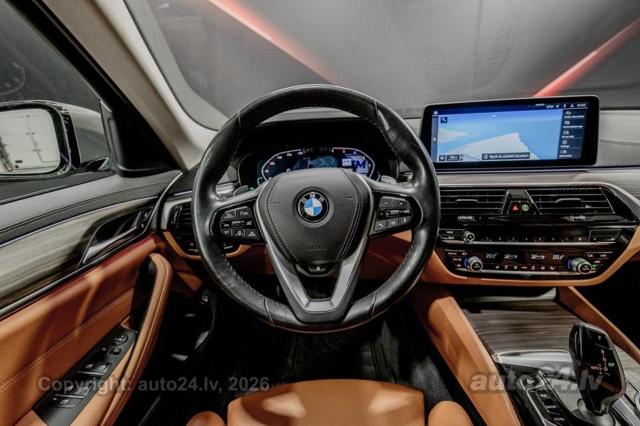 Серый БМВ 5 Серия 2021 в Пярну, объемом двигателя 3.00 л и пробегом 214 тыс. км за 25500 €, фото 18 на AUTOMOTO.COM.LV