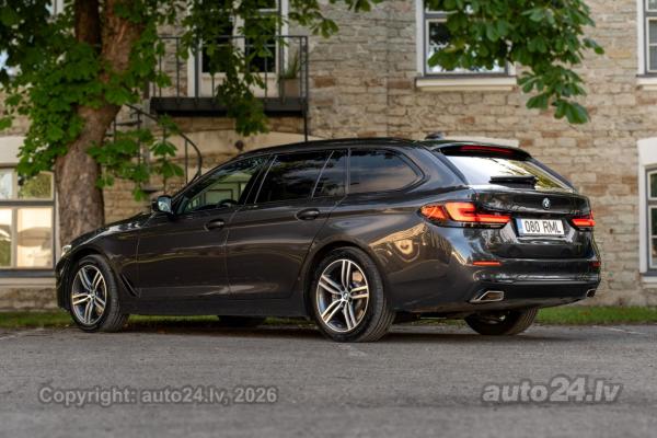 Grey BMW 5 Series 2021 in Tallinn, with an engine capacity of 2.00 L and mileage of 137 thousand km for 27990 €, photo 3 on AUTOMOTO.COM.LV