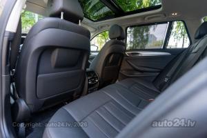 Pelēks BMW 5 Series 2021 Tallina, ar dzinēja tilpumu 2.00 L un nobraukumu 137 tūkst. km par 27990 €, foto 24 vietnē AUTOMOTO.COM.LV
