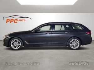 Pelēks BMW 5 Series 2021 Tallina, ar dzinēja tilpumu 2.00 L un nobraukumu 115 tūkst. km par 27900 €, foto 3 vietnē AUTOMOTO.COM.LV