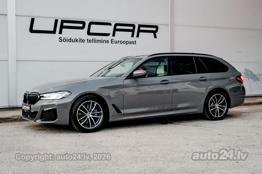 Pelēks BMW 5 Series 2021 Pērnava, ar dzinēja tilpumu 2.00 L un nobraukumu 132 tūkst. km par 31900 €, foto 4 vietnē AUTOMOTO.COM.LV