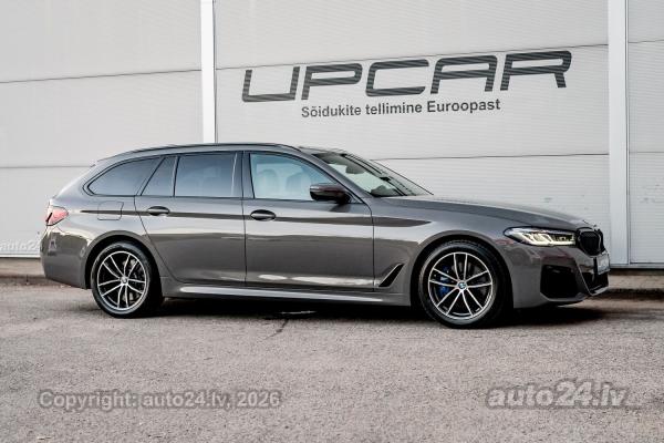 Grey BMW 5 Series 2021 in Parnu, with an engine capacity of 2.00 L and mileage of 132 thousand km for 31900 €, photo 3 on AUTOMOTO.COM.LV