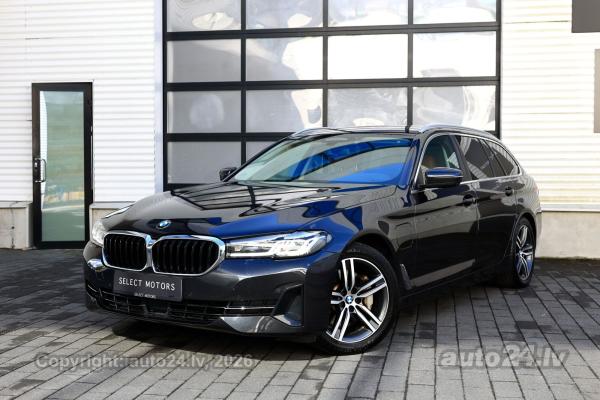Grey BMW 5 Series 2021 in Tallinn, with an engine capacity of 2.00 L and mileage of 165 thousand km for 24900 €, photo 5 on AUTOMOTO.COM.LV