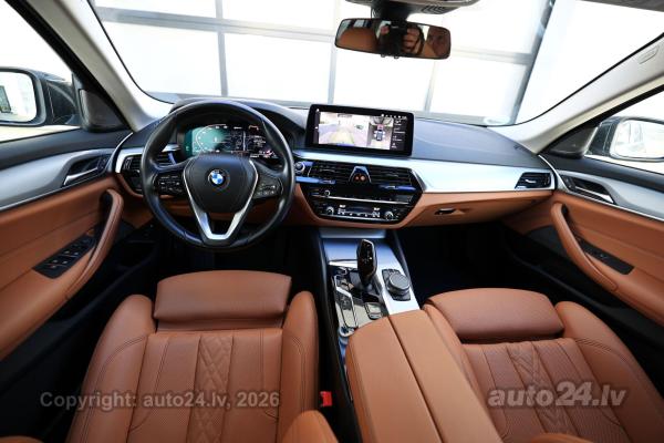 Grey BMW 5 Series 2021 in Tallinn, with an engine capacity of 2.00 L and mileage of 165 thousand km for 24900 €, photo 6 on AUTOMOTO.COM.LV