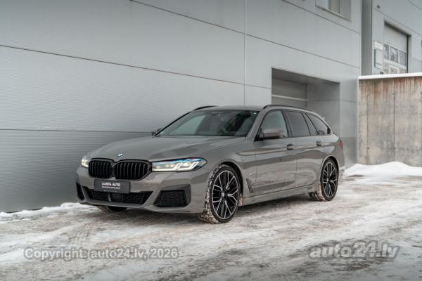 Pelēks BMW 5 Series 2022 Tartu, ar dzinēja tilpumu 3.00 L un nobraukumu 137 tūkst. km par 41900 €, foto 1 vietnē AUTOMOTO.COM.LV