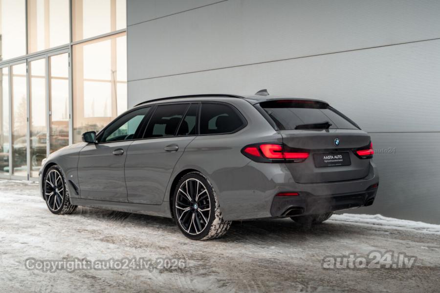 Pelēks BMW 5 Series 2022 Tartu, ar dzinēja tilpumu 3.00 L un nobraukumu 137 tūkst. km par 41900 €, foto 19 vietnē AUTOMOTO.COM.LV