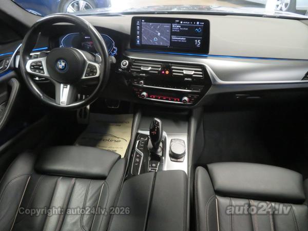 Pelēks BMW 5 Series 2022 Tallina, ar dzinēja tilpumu 2.00 L un nobraukumu 50 tūkst. km par 38500 €, foto 3 vietnē AUTOMOTO.COM.LV