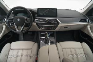 Grey BMW 5 Series 2022 in Tallinn, with an engine capacity of 2.00 L and mileage of 100 thousand km for 31990 €, photo 8 on AUTOMOTO.COM.LV