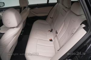 Grey BMW 5 Series 2022 in Tallinn, with an engine capacity of 2.00 L and mileage of 100 thousand km for 31990 €, photo 10 on AUTOMOTO.COM.LV