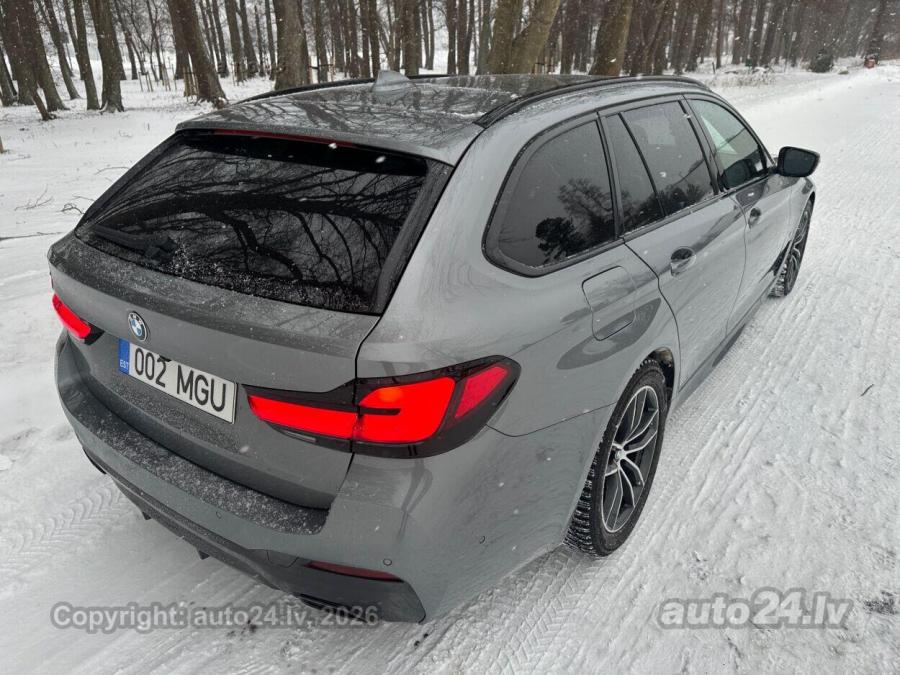 Grey BMW 5 Series 2023 in Tallinn, with an engine capacity of 2.00 L and mileage of 44 thousand km for 43900 €, photo 5 on AUTOMOTO.COM.LV
