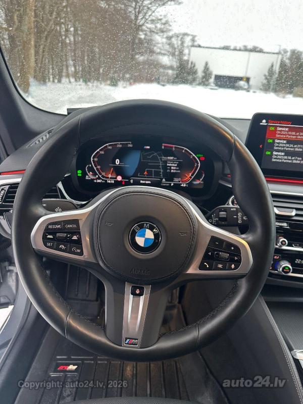 Pelēks BMW 5 Series 2023 Tallina, ar dzinēja tilpumu 2.00 L un nobraukumu 44 tūkst. km par 43900 €, foto 11 vietnē AUTOMOTO.COM.LV
