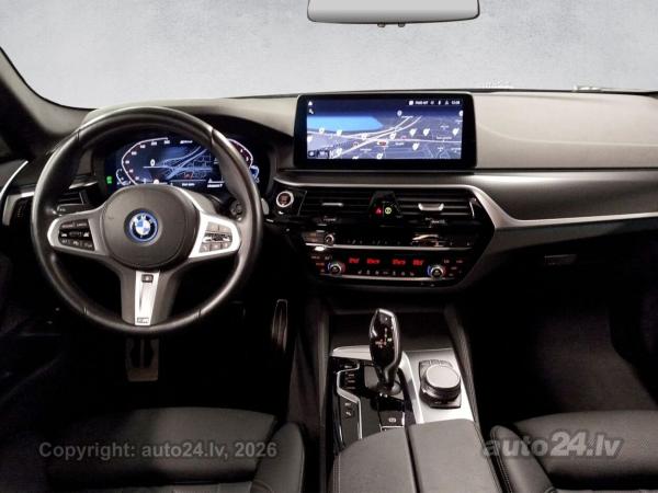Pelēks BMW 5 Series 2023 Tallina, ar dzinēja tilpumu 2.00 L un nobraukumu 44 tūkst. km par 44990 €, foto 5 vietnē AUTOMOTO.COM.LV