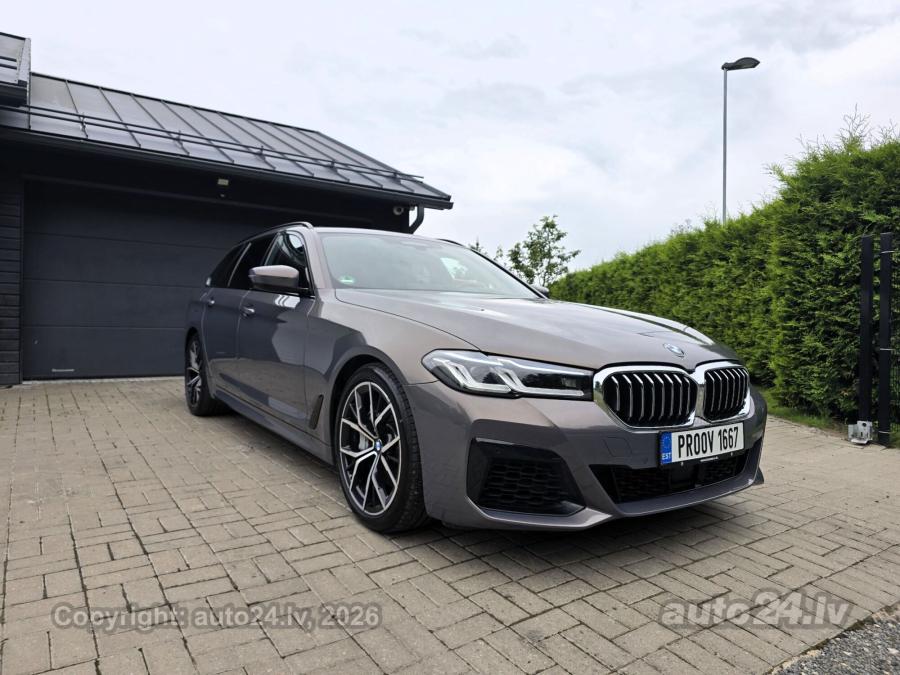 Grey BMW 5 Series 2023 in Tartu, with an engine capacity of 3.00 L and mileage of 183 thousand km for 34990 €, photo 4 on AUTOMOTO.COM.LV