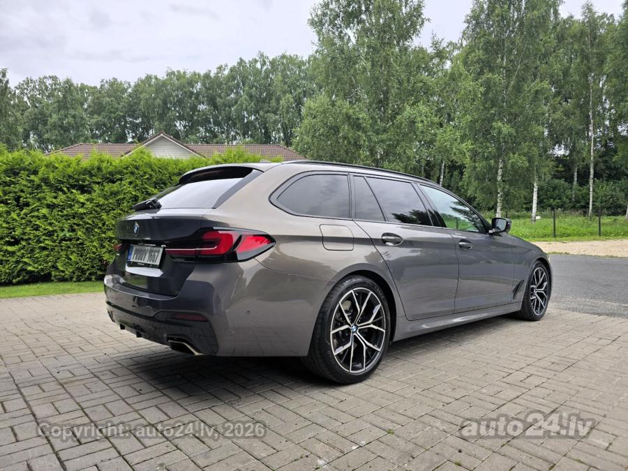 Grey BMW 5 Series 2023 in Tartu, with an engine capacity of 3.00 L and mileage of 183 thousand km for 34990 €, photo 6 on AUTOMOTO.COM.LV