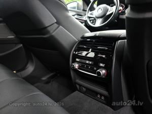 Grey BMW 5 Series 2023 in Tartu, with an engine capacity of 3.00 L and mileage of 183 thousand km for 34990 €, photo 20 on AUTOMOTO.COM.LV