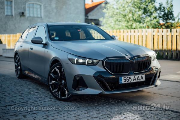 Pelēks BMW 5 Series 2024 Tallina, ar dzinēja tilpumu 2.00 L un nobraukumu 52 tūkst. km par 59999 €, foto 1 vietnē AUTOMOTO.COM.LV