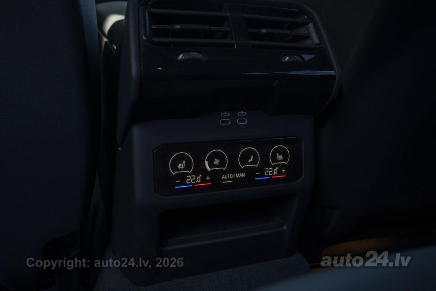 Pelēks BMW 5 Series 2024 Tallina, ar dzinēja tilpumu 2.00 L un nobraukumu 80 tūkst. km par 45900 €, foto 14 vietnē AUTOMOTO.COM.LV