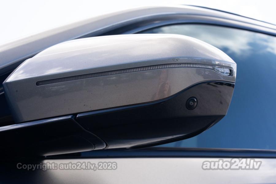Pelēks BMW 5 Series 2024 Tallina, ar dzinēja tilpumu 2.00 L un nobraukumu 80 tūkst. km par 45900 €, foto 22 vietnē AUTOMOTO.COM.LV