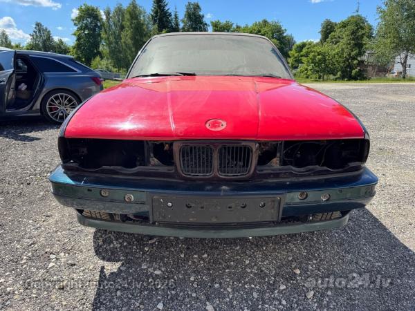 Red BMW 5 Series 1992 in Tartu, with an engine capacity of 2.50 L and mileage of 0 thousand km for 1990 €, photo 2 on AUTOMOTO.COM.LV