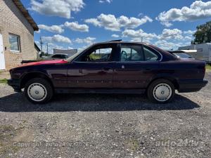 Sarkans BMW 5 Series 1992 Tartu, ar dzinēja tilpumu 2.50 L un nobraukumu 0 tūkst. km par 1990 €, foto 5 vietnē AUTOMOTO.COM.LV