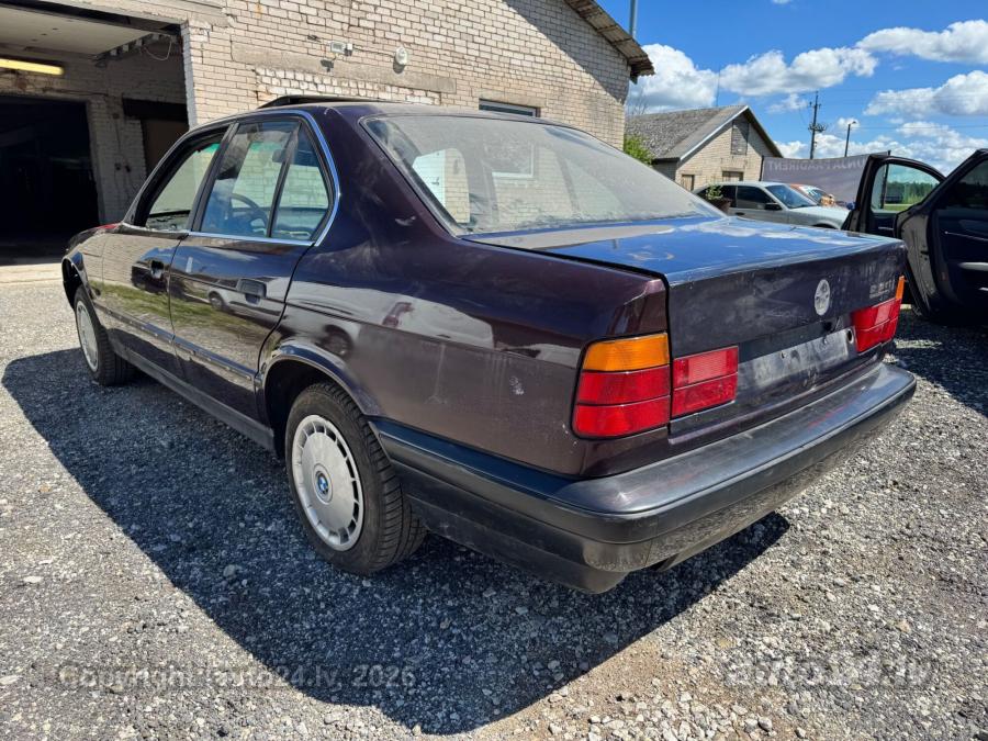 Sarkans BMW 5 Series 1992 Tartu, ar dzinēja tilpumu 2.50 L un nobraukumu 0 tūkst. km par 1990 €, foto 9 vietnē AUTOMOTO.COM.LV
