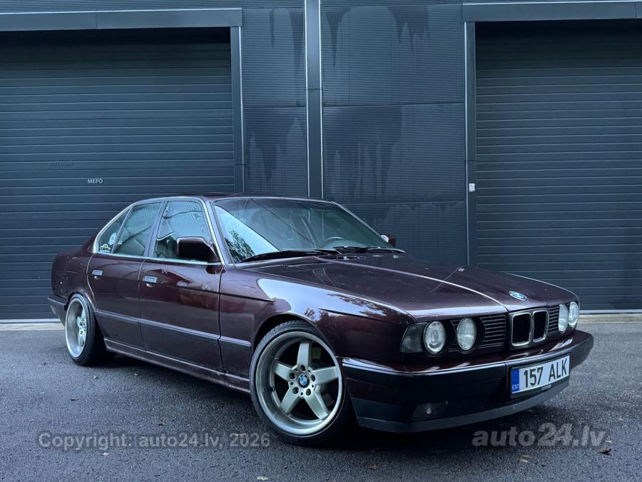 Sarkans BMW 5 Series 1992 Tallina, ar dzinēja tilpumu 2.00 L un nobraukumu 0 tūkst. km par 4099 €, foto 3 vietnē AUTOMOTO.COM.LV