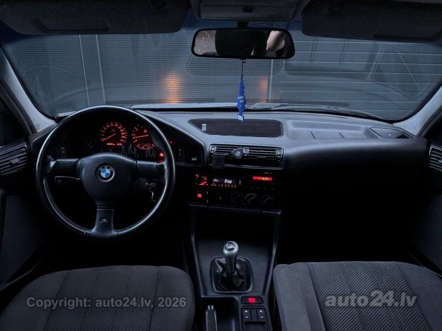 Sarkans BMW 5 Series 1992 Tallina, ar dzinēja tilpumu 2.00 L un nobraukumu 0 tūkst. km par 4099 €, foto 8 vietnē AUTOMOTO.COM.LV