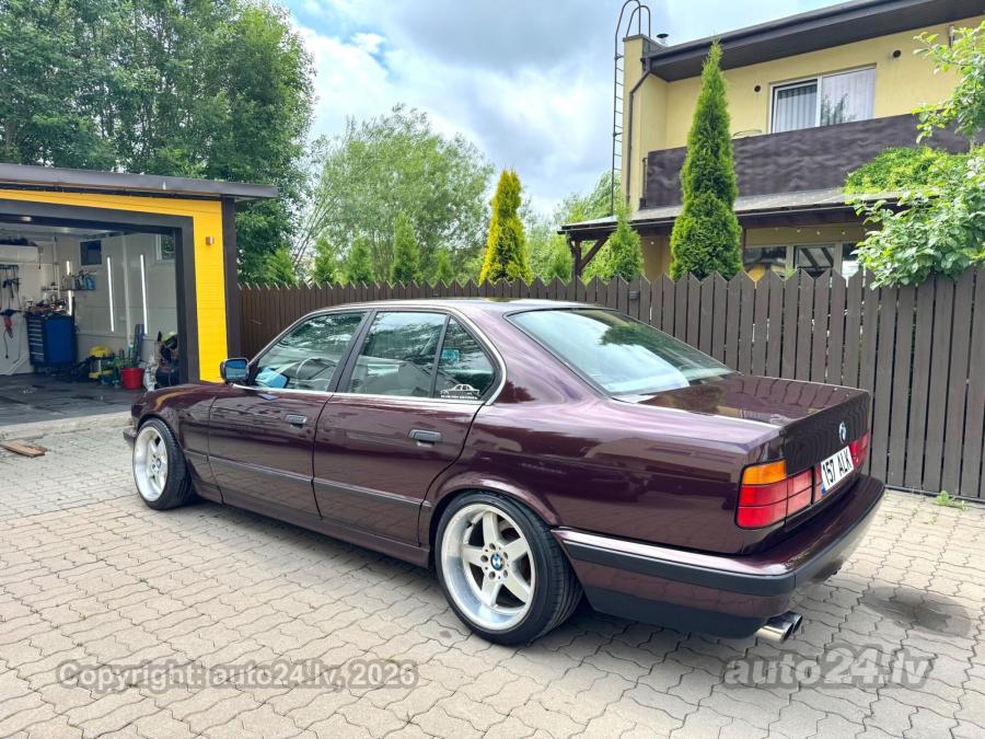 Sarkans BMW 5 Series 1992 Tallina, ar dzinēja tilpumu 2.00 L un nobraukumu 0 tūkst. km par 4099 €, foto 14 vietnē AUTOMOTO.COM.LV