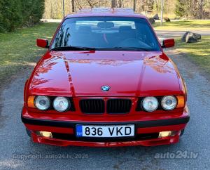 Sarkans BMW 5 Series 1994 Tallina, ar dzinēja tilpumu 4.00 L un nobraukumu 250 tūkst. km par 18999 €, foto 3 vietnē AUTOMOTO.COM.LV