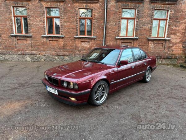 Sarkans BMW 5 Series 1995 Tartu, ar dzinēja tilpumu 2.50 L un nobraukumu 0 tūkst. km par 3900 €, foto 1 vietnē AUTOMOTO.COM.LV