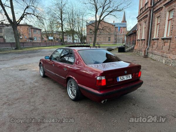 Sarkans BMW 5 Series 1995 Tartu, ar dzinēja tilpumu 2.50 L un nobraukumu 0 tūkst. km par 3900 €, foto 3 vietnē AUTOMOTO.COM.LV