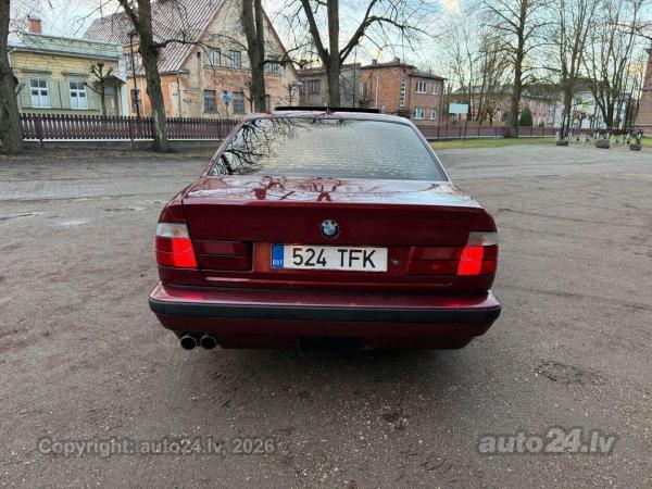 Sarkans BMW 5 Series 1995 Tartu, ar dzinēja tilpumu 2.50 L un nobraukumu 0 tūkst. km par 3900 €, foto 4 vietnē AUTOMOTO.COM.LV