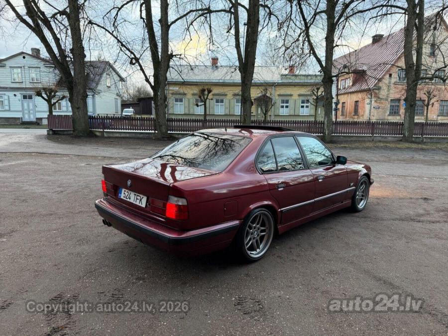 Red BMW 5 Series 1995 in Tartu, with an engine capacity of 2.50 L and mileage of 0 thousand km for 3900 €, photo 5 on AUTOMOTO.COM.LV