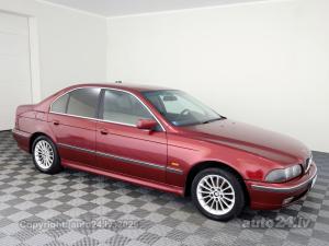 Sarkans BMW 5 Series 1996 Tallina, ar dzinēja tilpumu 2.50 L un nobraukumu 326 tūkst. km par 1799 €, foto  vietnē AUTOMOTO.COM.LV