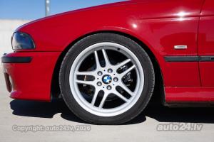 Red BMW 5 Series 2000 in Tallinn, with an engine capacity of 2.50 L and mileage of 0 thousand km for 7799 €, photo 12 on AUTOMOTO.COM.LV