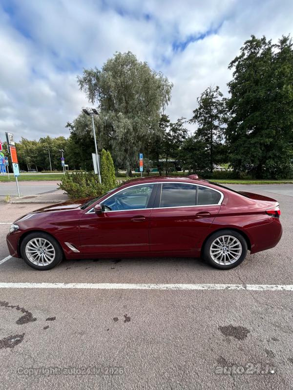 Sarkans BMW 5 Series 2021 Tallina, ar dzinēja tilpumu 2.00 L un nobraukumu 173 tūkst. km par 26900 €, foto 2 vietnē AUTOMOTO.COM.LV