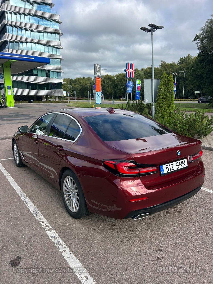 Red BMW 5 Series 2021 in Tallinn, with an engine capacity of 2.00 L and mileage of 173 thousand km for 26900 €, photo 4 on AUTOMOTO.COM.LV