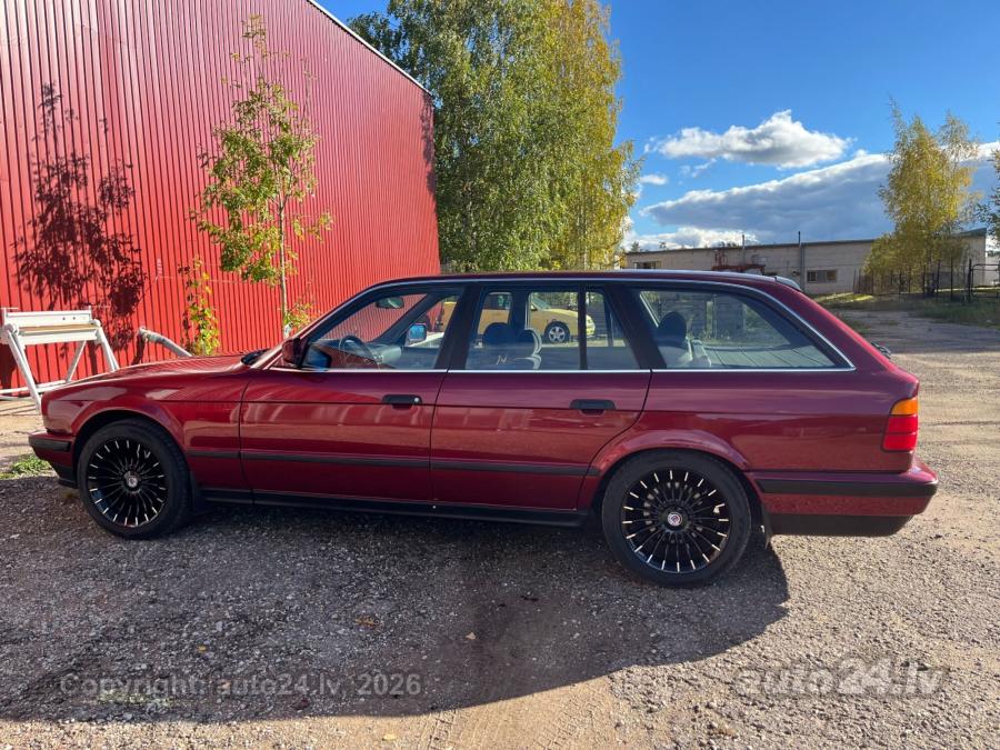 Red BMW 5 Series 1992 in Elva, with an engine capacity of 2.00 L and mileage of 218 thousand km for 6500 €, photo 4 on AUTOMOTO.COM.LV