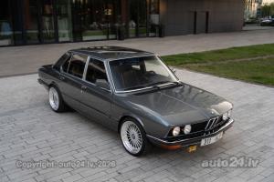 BMW 5 Series 1980 Tallina, ar dzinēja tilpumu 3.40 L un nobraukumu 15 tūkst. km par 16000 €, foto  vietnē AUTOMOTO.COM.LV