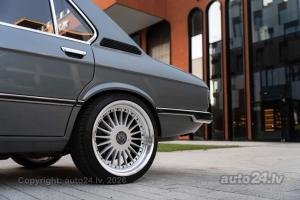 BMW 5 Series 1980 Tallina, ar dzinēja tilpumu 3.40 L un nobraukumu 15 tūkst. km par 16000 €, foto 10 vietnē AUTOMOTO.COM.LV