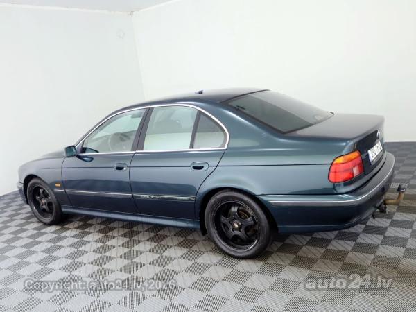 BMW 5 Series 1997 Tallina, ar dzinēja tilpumu 2.50 L un nobraukumu 365 tūkst. km par 1199 €, foto 4 vietnē AUTOMOTO.COM.LV