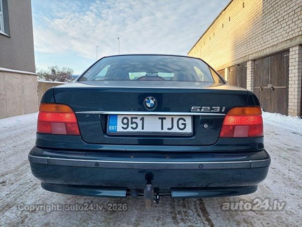 BMW 5 Series 1999 in Tartu, with an engine capacity of 2.50 L and mileage of 160 thousand km for 3800 €, photo 5 on AUTOMOTO.COM.LV