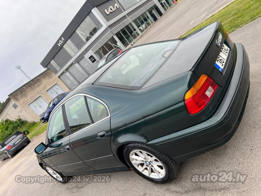 BMW 5 Series 2001 in Narva, with an engine capacity of 2.20 L and mileage of 293 thousand km for 1999 €, photo 18 on AUTOMOTO.COM.LV