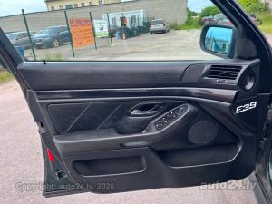 BMW 5 Series 2001 in Narva, with an engine capacity of 2.20 L and mileage of 293 thousand km for 1999 €, photo 20 on AUTOMOTO.COM.LV