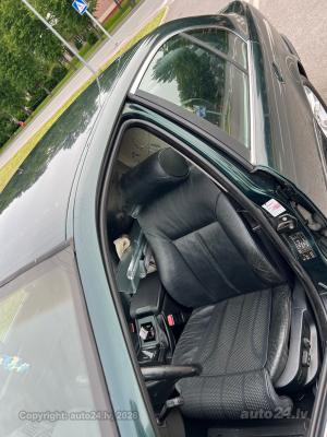 BMW 5 Series 2001 in Narva, with an engine capacity of 2.20 L and mileage of 293 thousand km for 1999 €, photo 21 on AUTOMOTO.COM.LV
