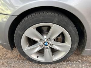 BMW 5 Series 2006 Tartu, ar dzinēja tilpumu 3.00 L un nobraukumu 409 tūkst. km par 3990 €, foto 19 vietnē AUTOMOTO.COM.LV